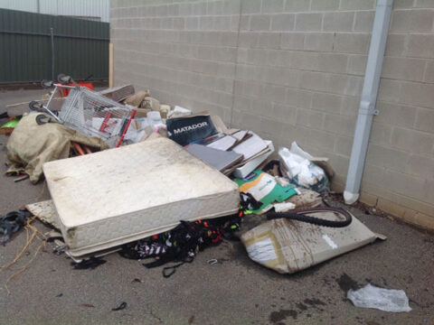 How to properly dispose of your hard rubbish | Burnside Trash